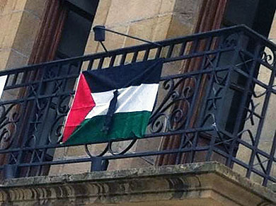 Durango colocará la bandera palestina con crespón negro en el balcón ...